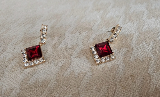 Red Crystal drop dangle minđuše, novo