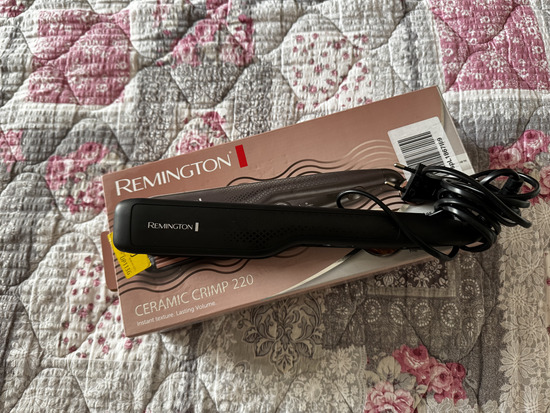 Presa za kosu REMINGTON - NOVO
