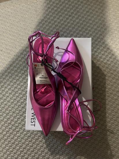 Zara salonke metalik roze nove