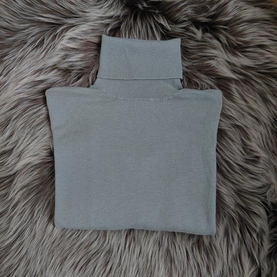 Nov Zara dzemper