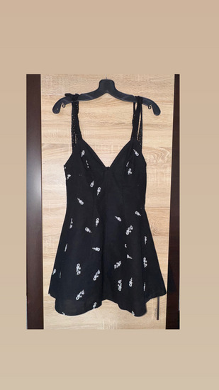 Zara nova mini lanena haljina