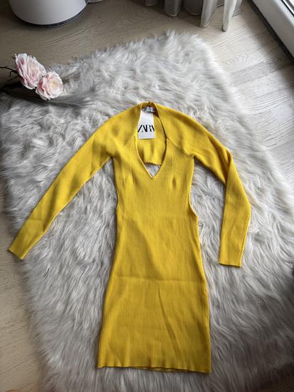 Zara nova atraktivna haljina S