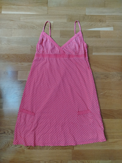 Roze haljina na tufnice vel M