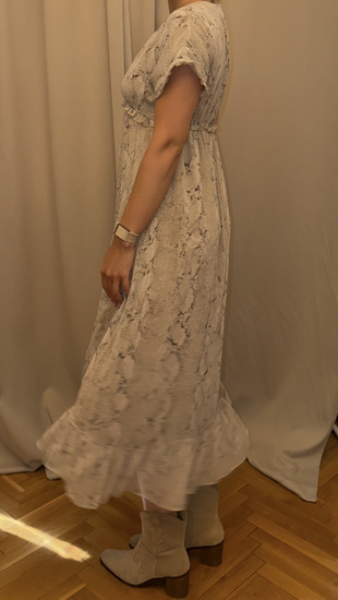 Zara midi haljina – zmijski print