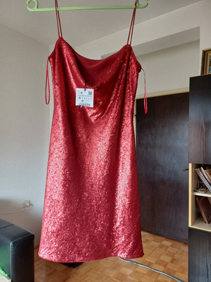 Nova Zara sljokicasta mini haljina na bretele S