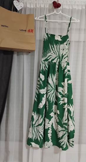 Prelepa H&M nova sa etiketom floral haljina Xs/S