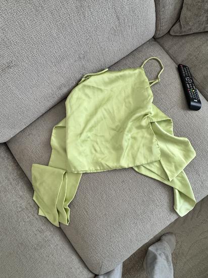 Zara top otvorenih ledja