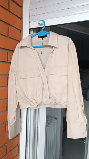 Zara crop kosulja nova