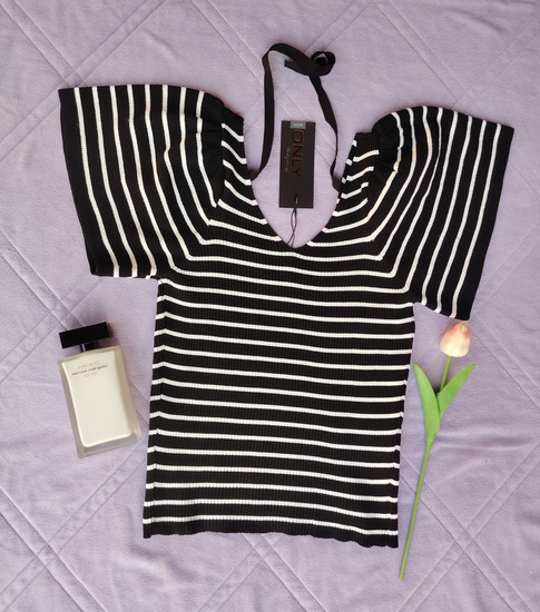 ONLY prugasta rebrasta bluza / Nova sa etiketom