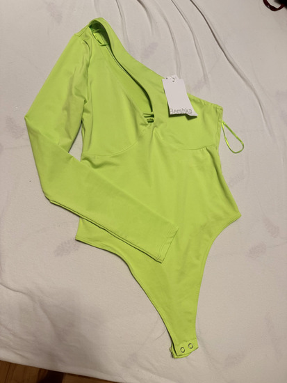   ‍  neon⚡️bershka bodi sa etiketom