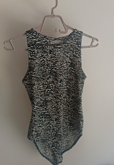 STRADIVARIUS Body