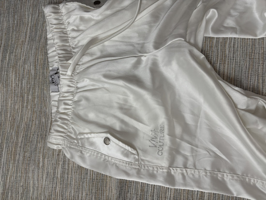 Bele pantalone