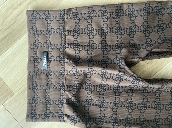 Guess helanke XS