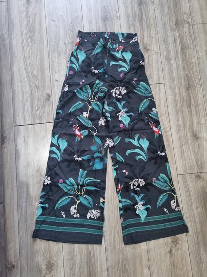H&M siroke lagane pantalone