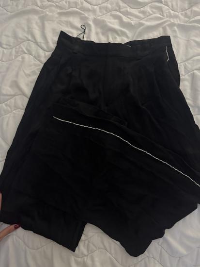 NOVE ZARA SATENSKE PANTALONE