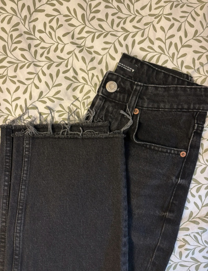 Zara Farmerice ravnog kroja