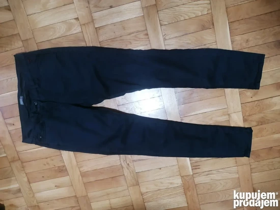 Napapijri pantalone M letnje