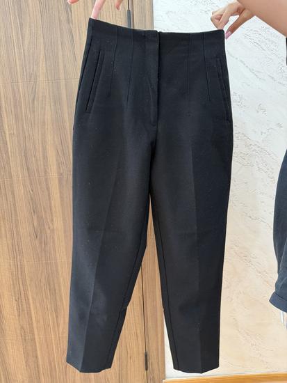 Zara pantalone
