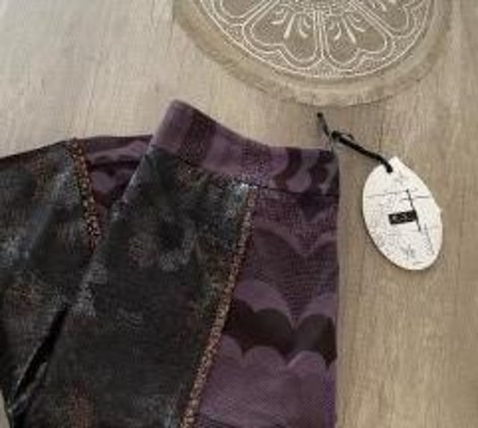 P..S nova sa etiketom l /xl
