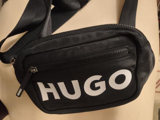 HUGO CRNA TORBICA OKO STRUKA, KAO NOVA