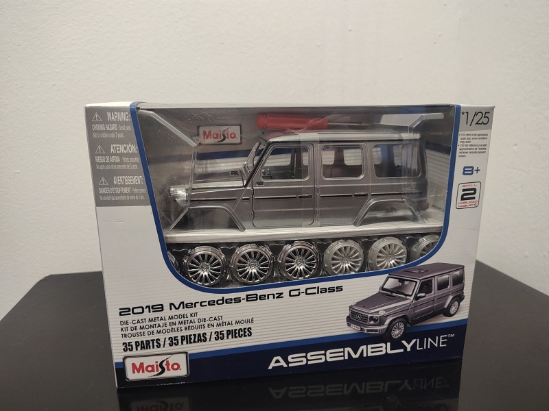 Maisto Mercedes Benz G CLASS G800 BRABUS 2019 silver