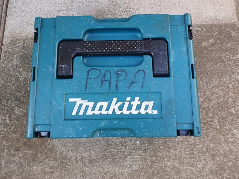 Makita kofer