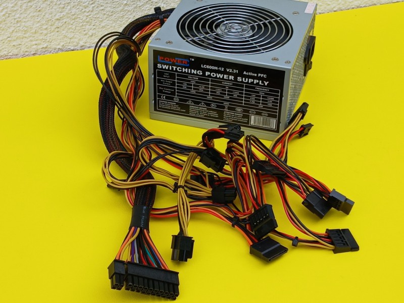 Napajanje - LC Power - 600W