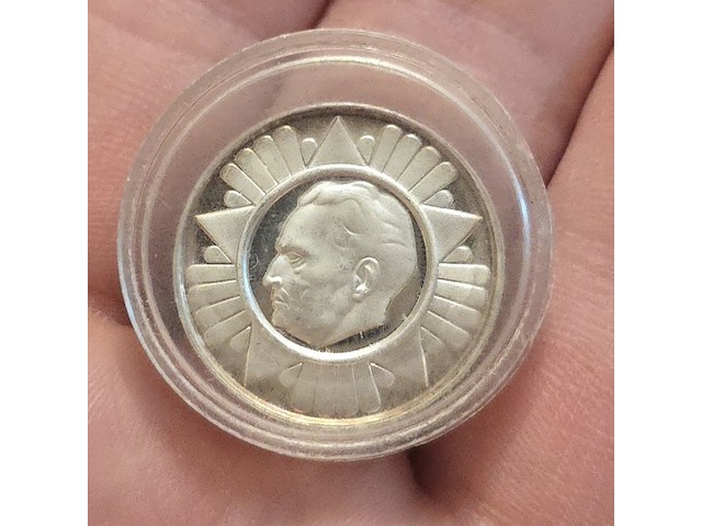 Tito Srebrnjak, SUBNOR veći, u kapsuli, ređe