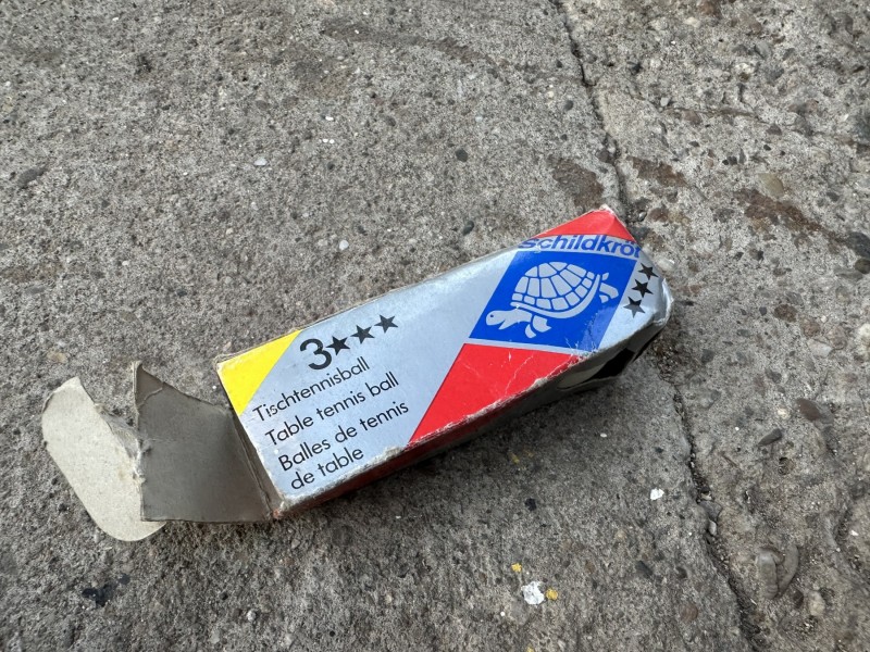Stolnoteniske loptice dva komada