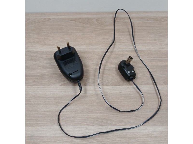 Pojačivač Adapter za Antenu 12 V –Univerzalni