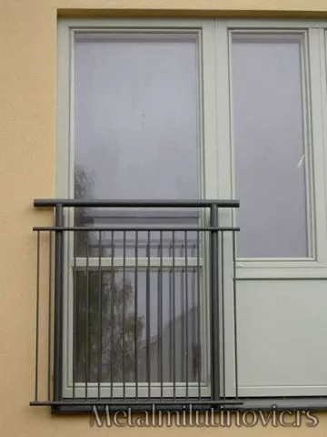 KOVANE REŠETKE ZA VRATA - MODEL 1