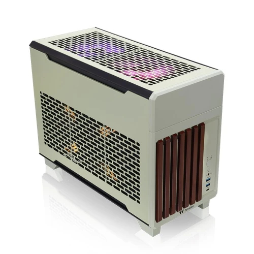 Thermaltake Kućište Thermaltake TR100 WS Matcha Green