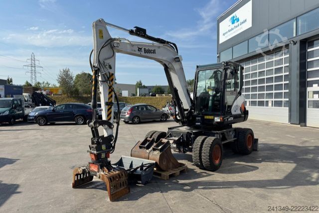 Ostalo
BOBCAT E57W SWS Greifer & 3x Schaufeln