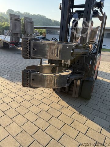 Stege za papirne rolne, ruka koja se rotira za 360°
Kaup 3T458B2