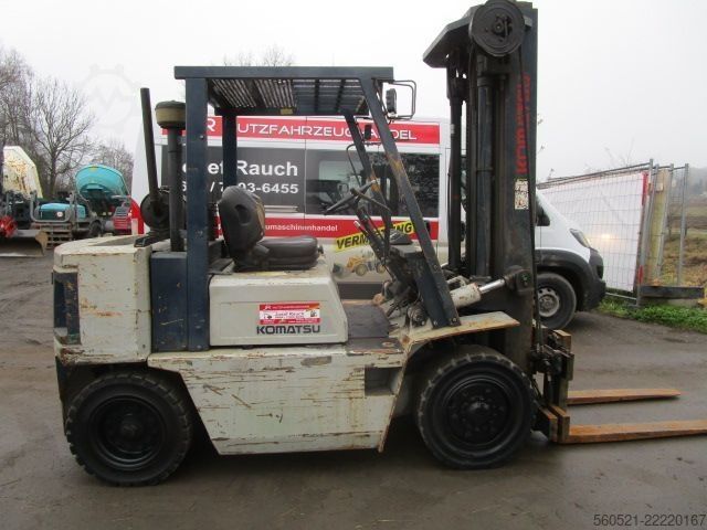Dizel viljuškari
Komatsu FD35Z-4 - Triplex-FH 5,6m + Seitenschieber