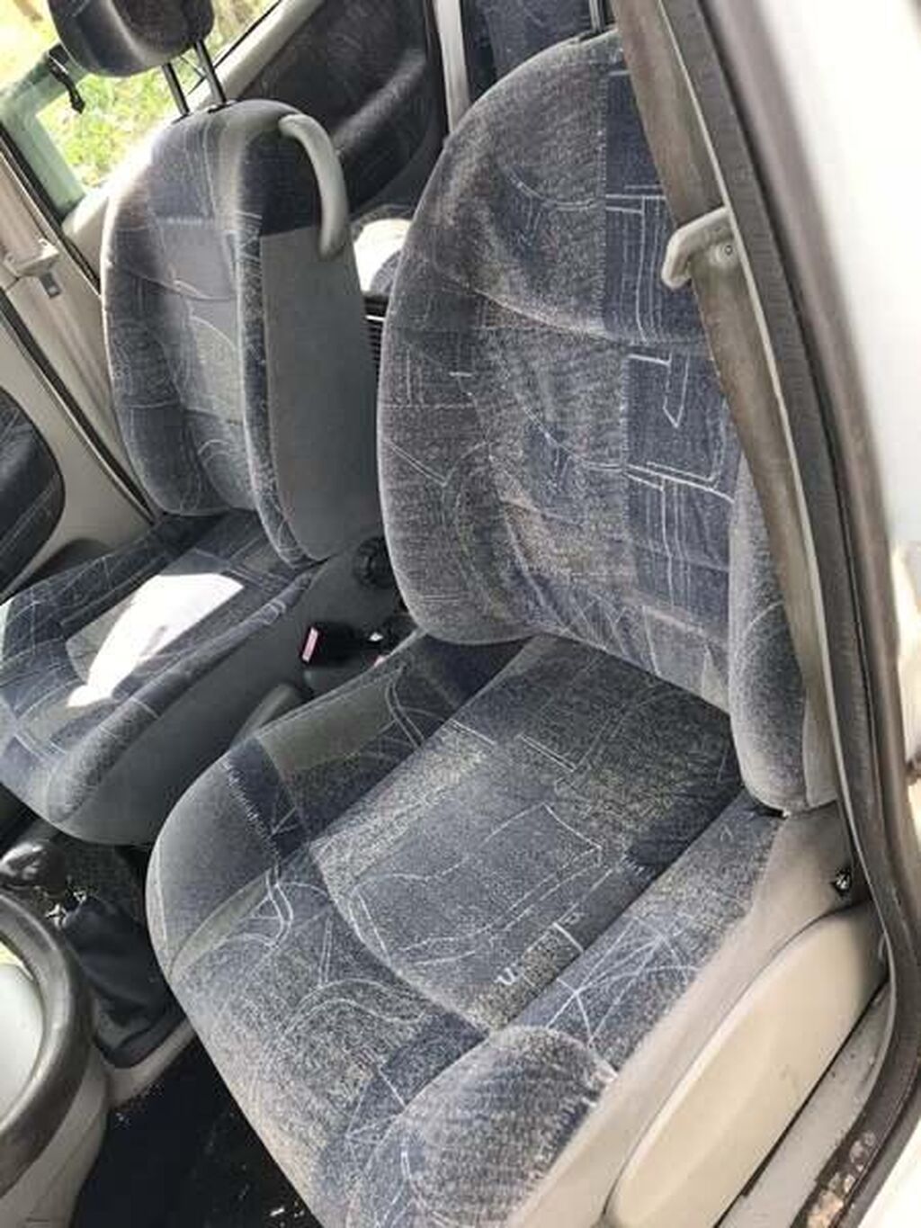 ENTERIJER ZA RENAULT SCENIC OD 2000. DO 2002. GOD