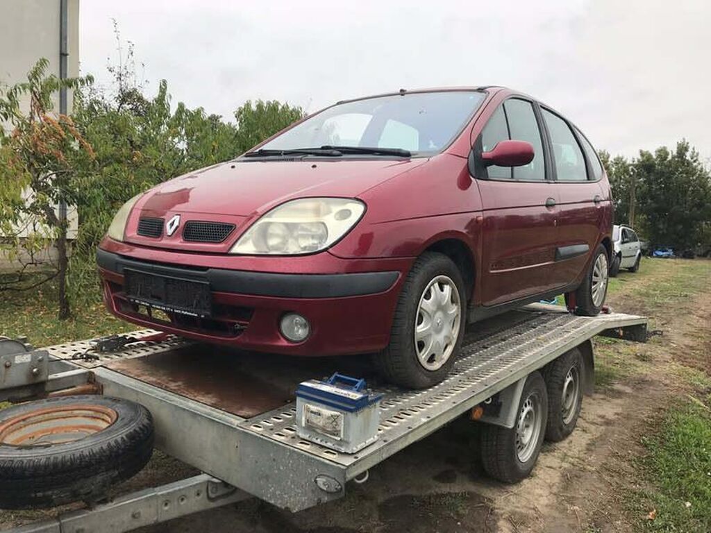PREDNJI BRANIK ZA RENAULT SCENIC