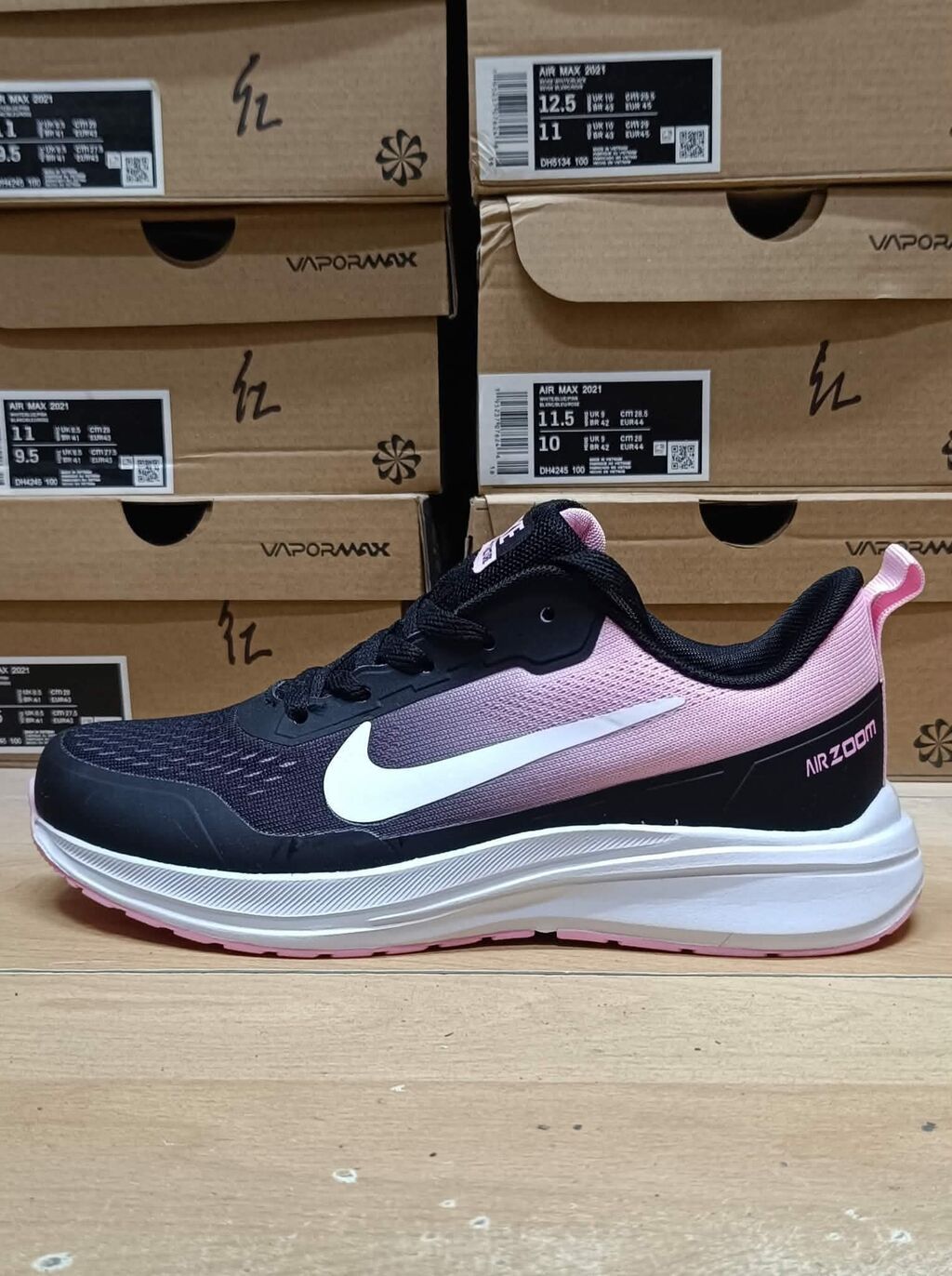Nike patike za trčanje – više modela i boja - Performance linija: Air