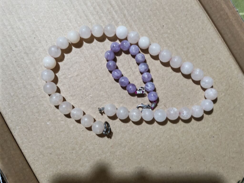 Set nakita od perli – narukvica i ogrlica - Materijal: okrugle perle