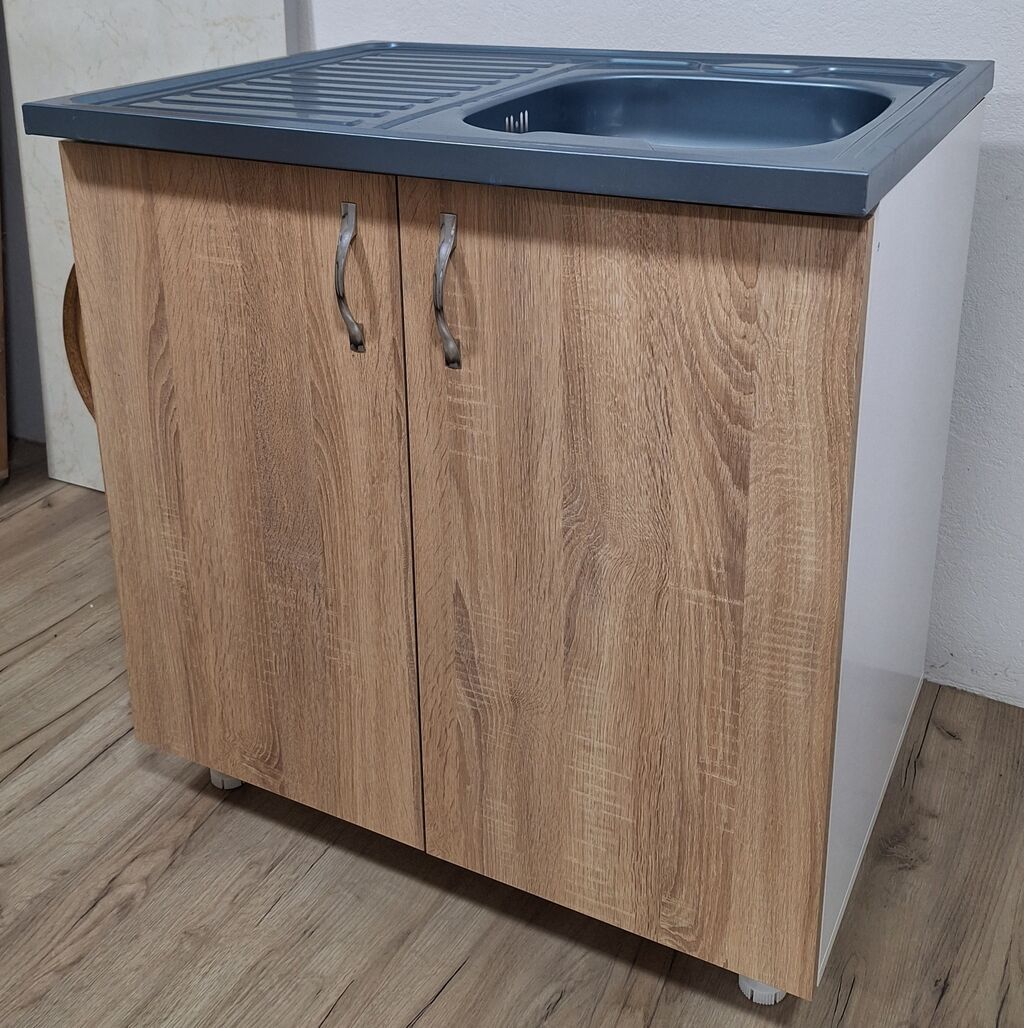 Kuhinjski element sa sudoperom - Dimenzije: širina 80 cm visina 85