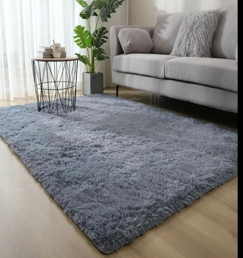 Cupavi tepih Dimenzije 200x70 cm Cena 3.699 dinara Sifra S9