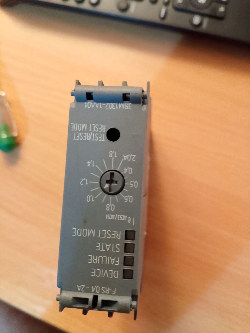 Siemens AC Semiconductor Motorstarter – model 3RM1302-1AA04 Opis: -