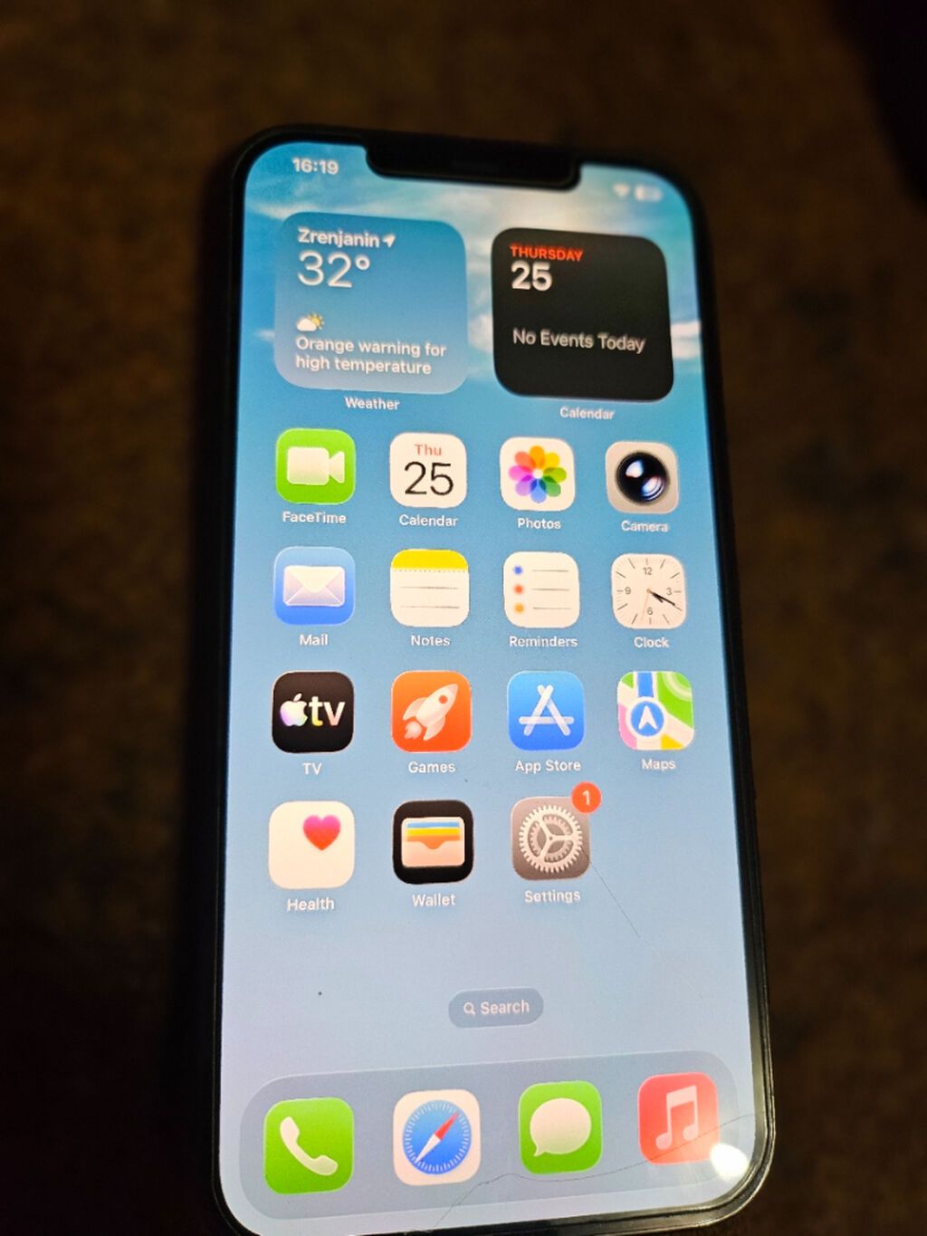 Apple iPhone 12 Pro Max Prvi vlasnik nikad otvaran popravljan napred