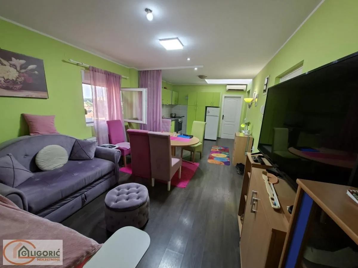 Prodaja, četvorosoban stan, 82m², Gornji Grad Margita, Pančevo