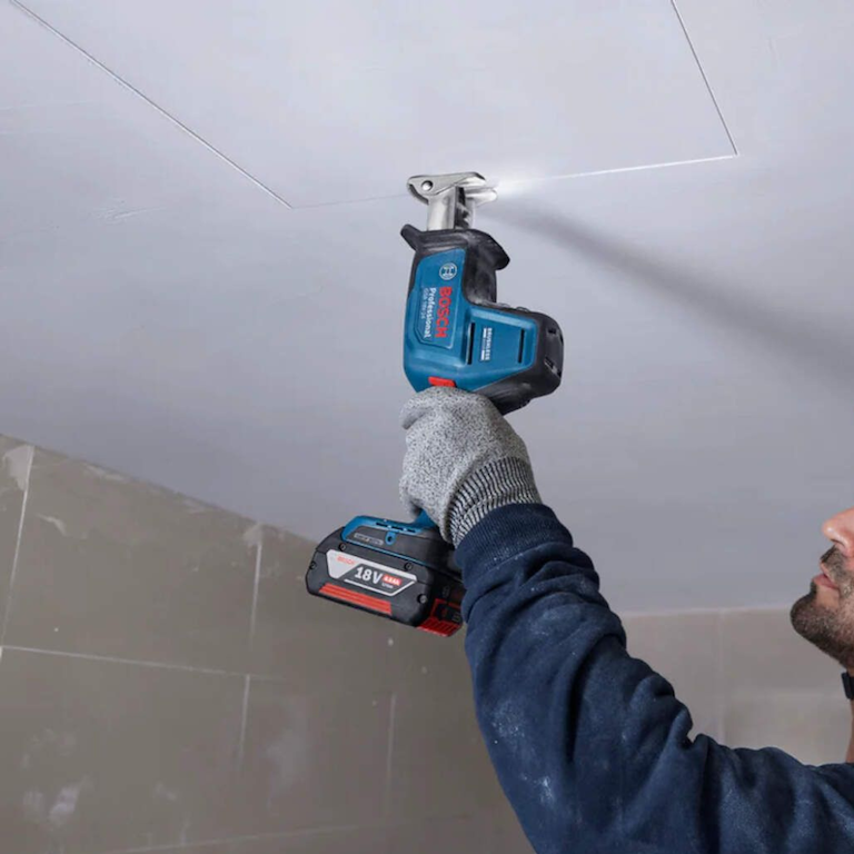 Bosch – Aku univerzalna testera-recipro GSA 18V-24 u koferu, Solo – 06016A5101