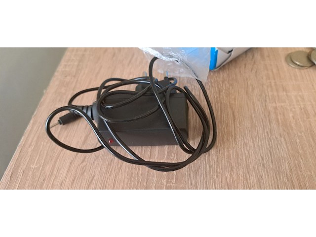 Punjač za mobilni telefon – Travel Charger – novo