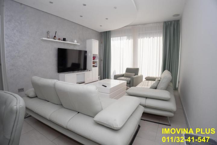 Lux Zemun, +62m2 terasa + garaža