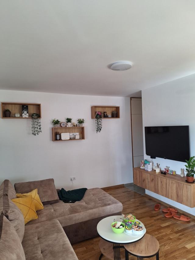 VLASNIK PRODAJE – 53 m² | Dve spavaće sobe | Novogradnja | Somborska