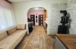 Kuća u Pančevu sa 312 m2 dvorišta