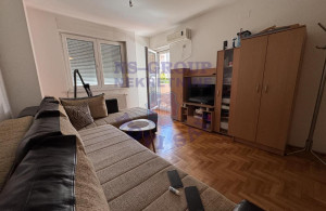 Prodajem Stan-Apartman, Socijalno